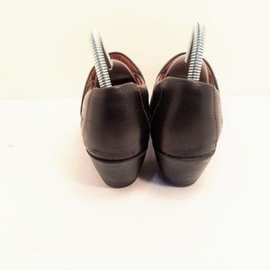 Born | Shoes | Born Leather Heeled Shoes | Poshmark